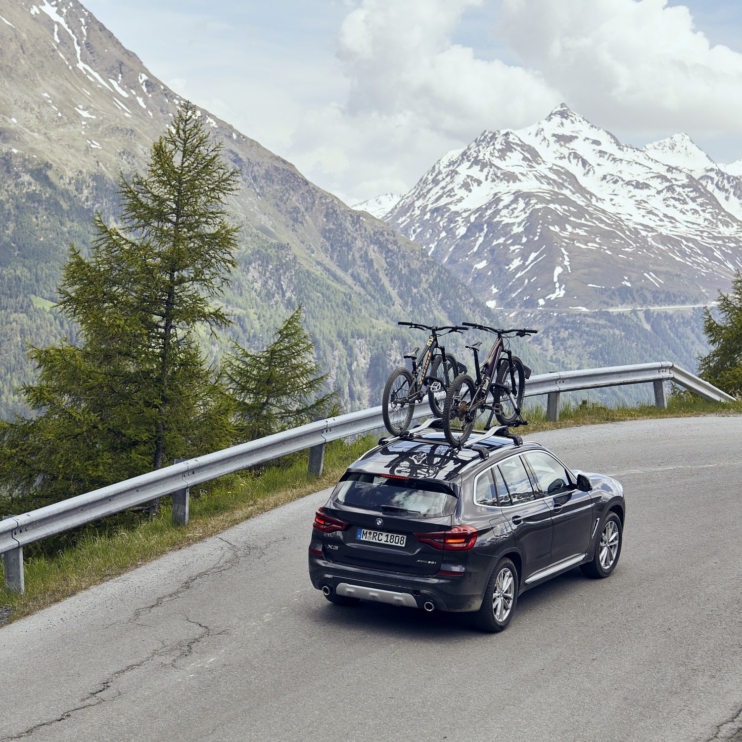 Thule 599 UpRide– Roof Rack Centre